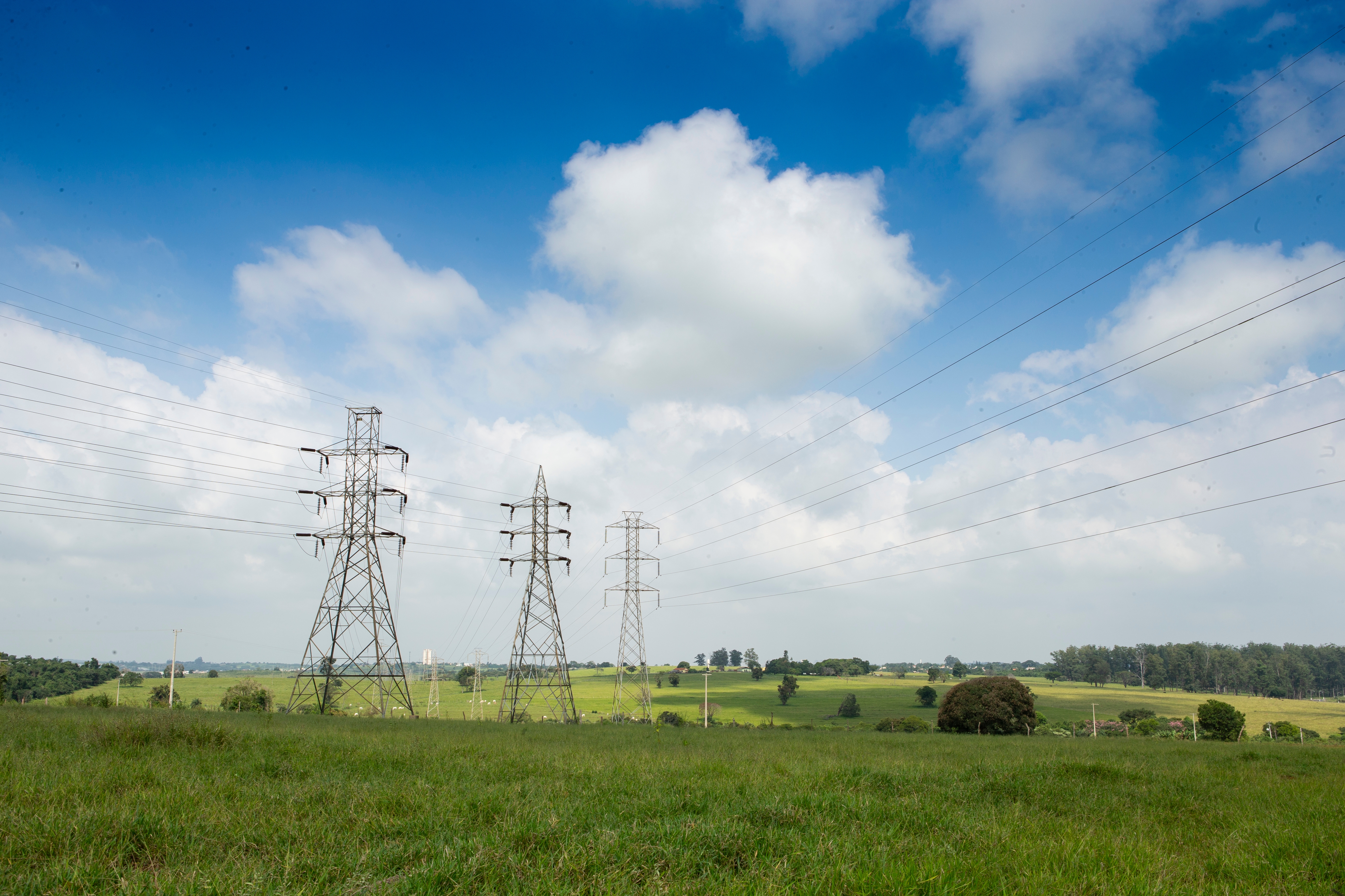 Solving Line Protection Challenges With Transient-Based Relays